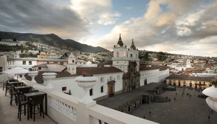 Cocktail With A View - 10 Spectacular Rooftop Bars Around The World