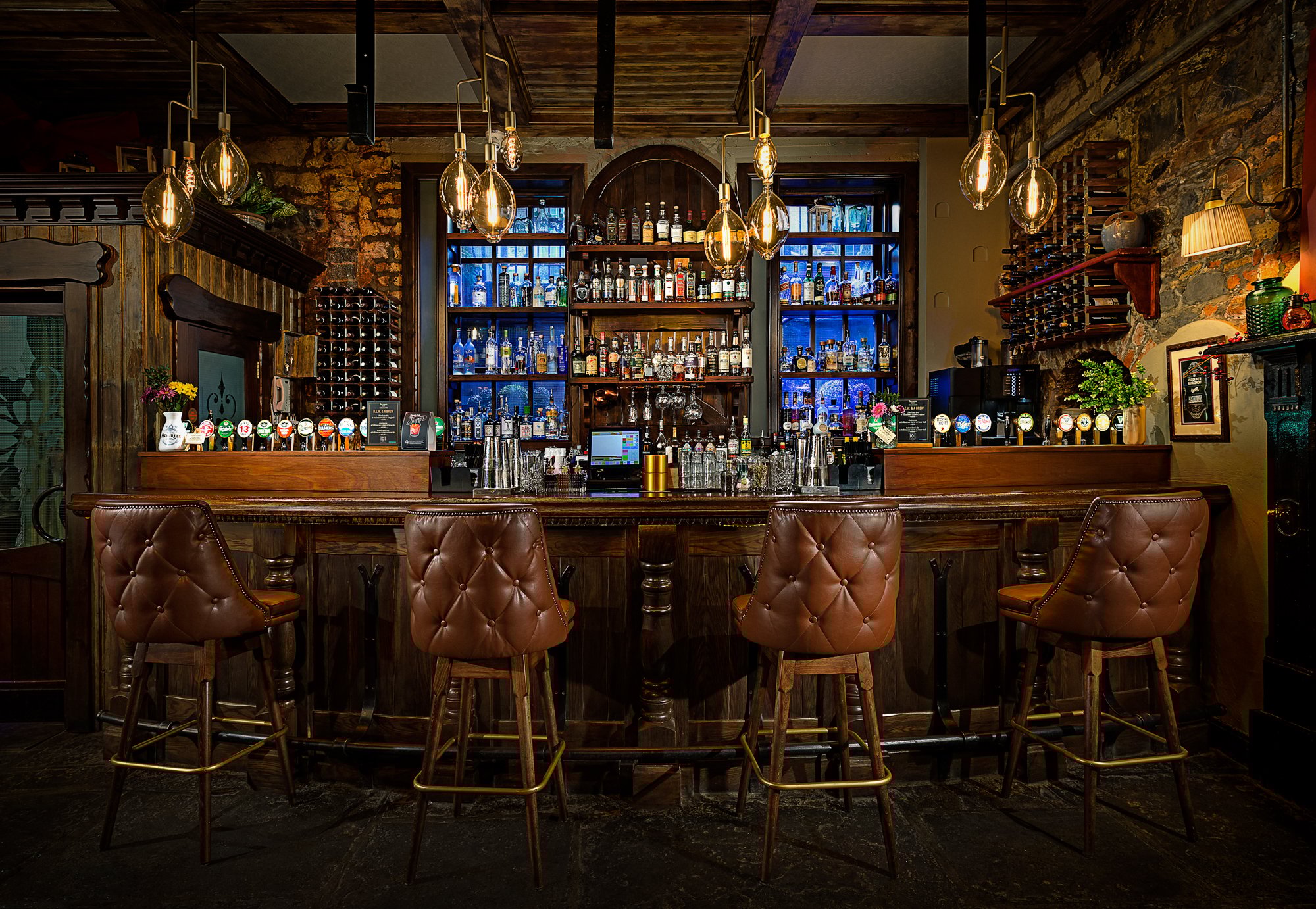 Whiskey Tasting Experience Goes Down a Treat in The Basement Bar at 101 ...