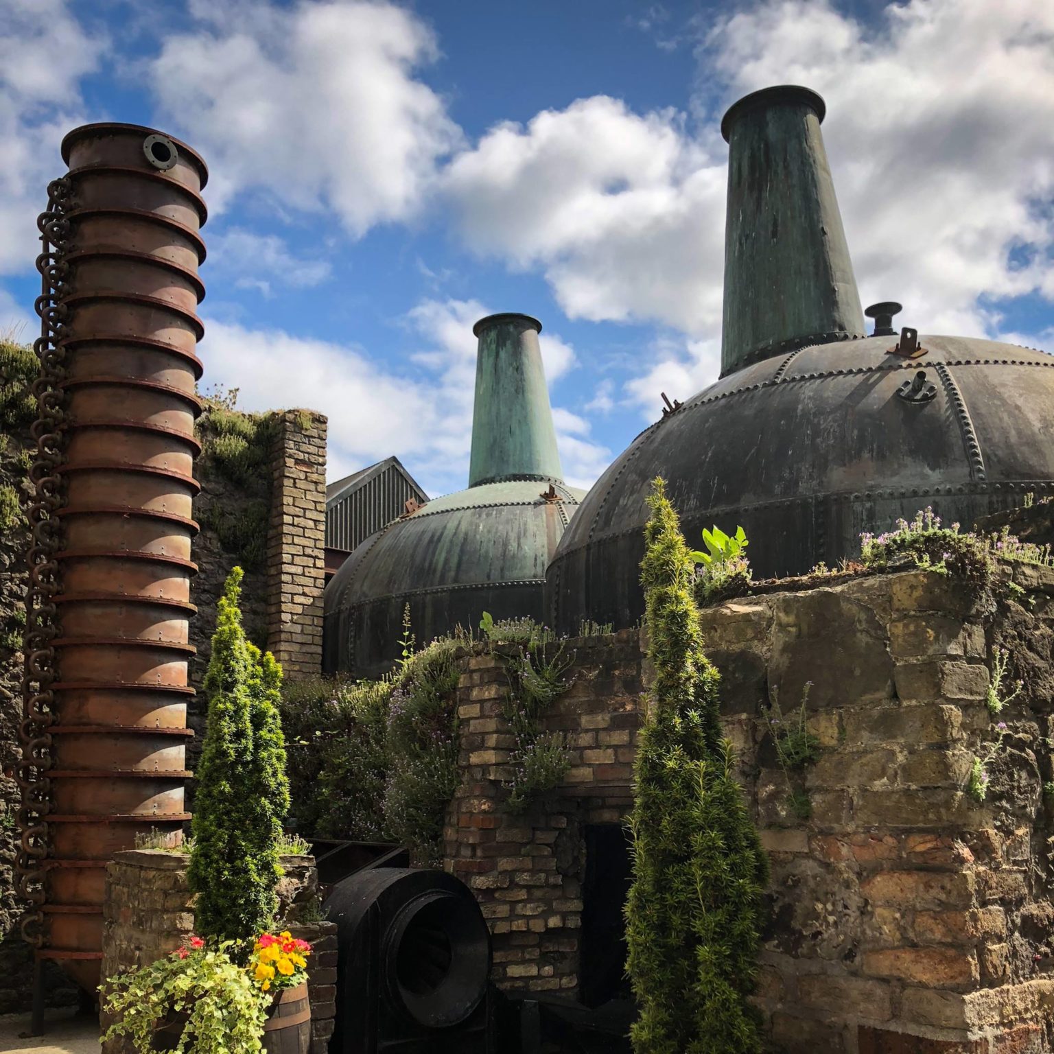 Irish Whiskey Distilleries - A Snapshot of Ireland's Distilleries ...