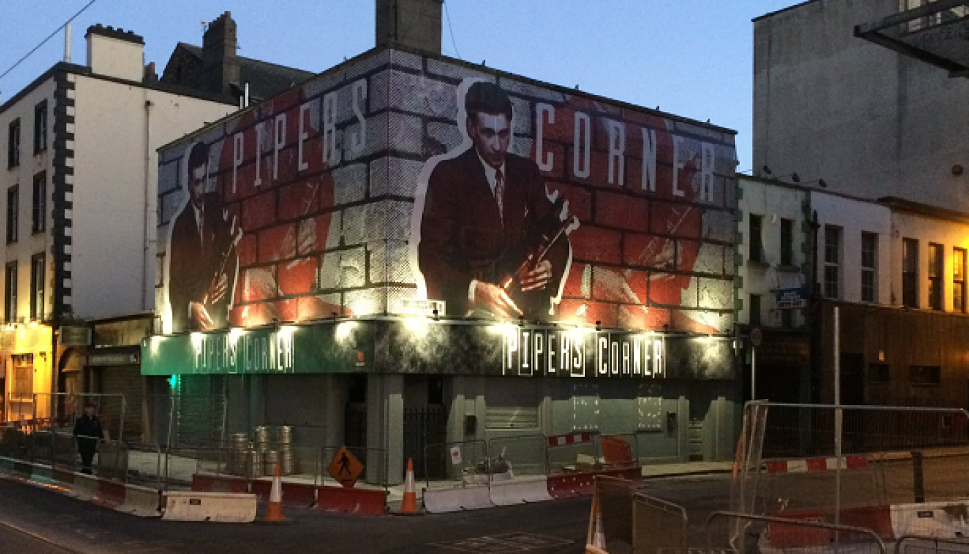 New Trad Bar Piper's Corner Has Just Opened on Marlborough Street